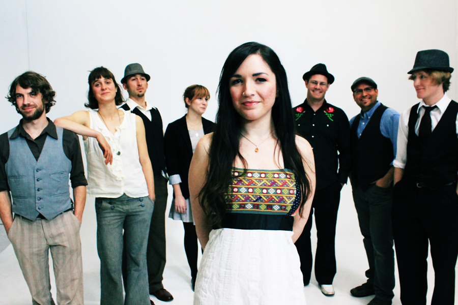 Premiere: Lauren Shera, "Stealth" - American Songwriter