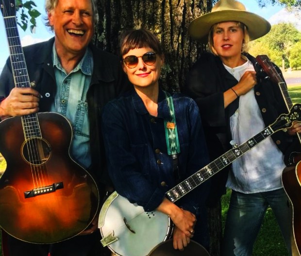 Tom Chapin & The Chapin Sisters Create a Daily "Shout Out for Shut-Ins ...
