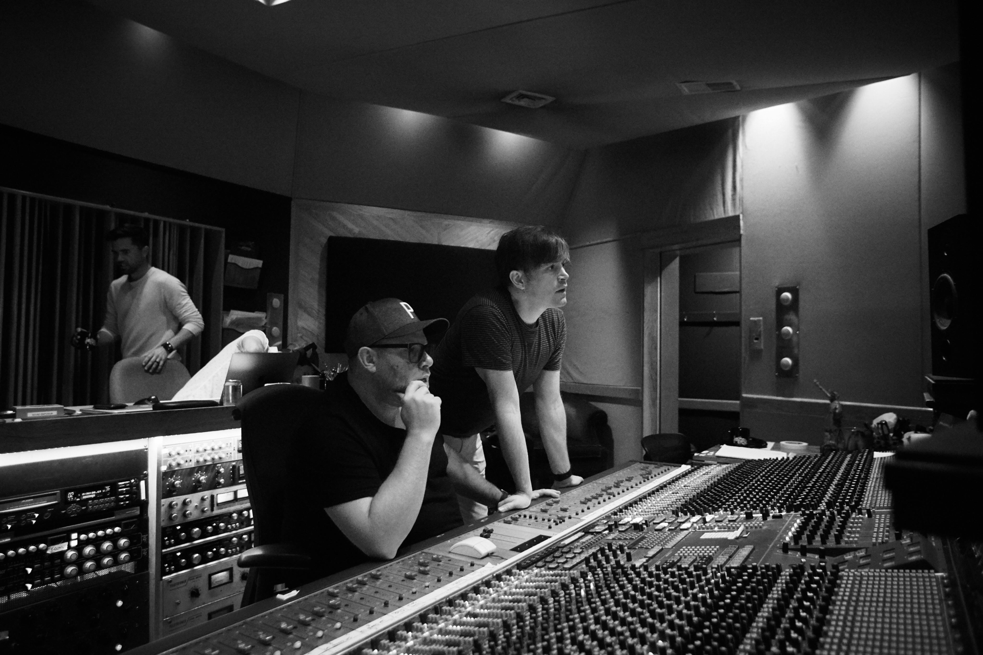 Dave Barnes Breaks Down New Album With Track-by-Track