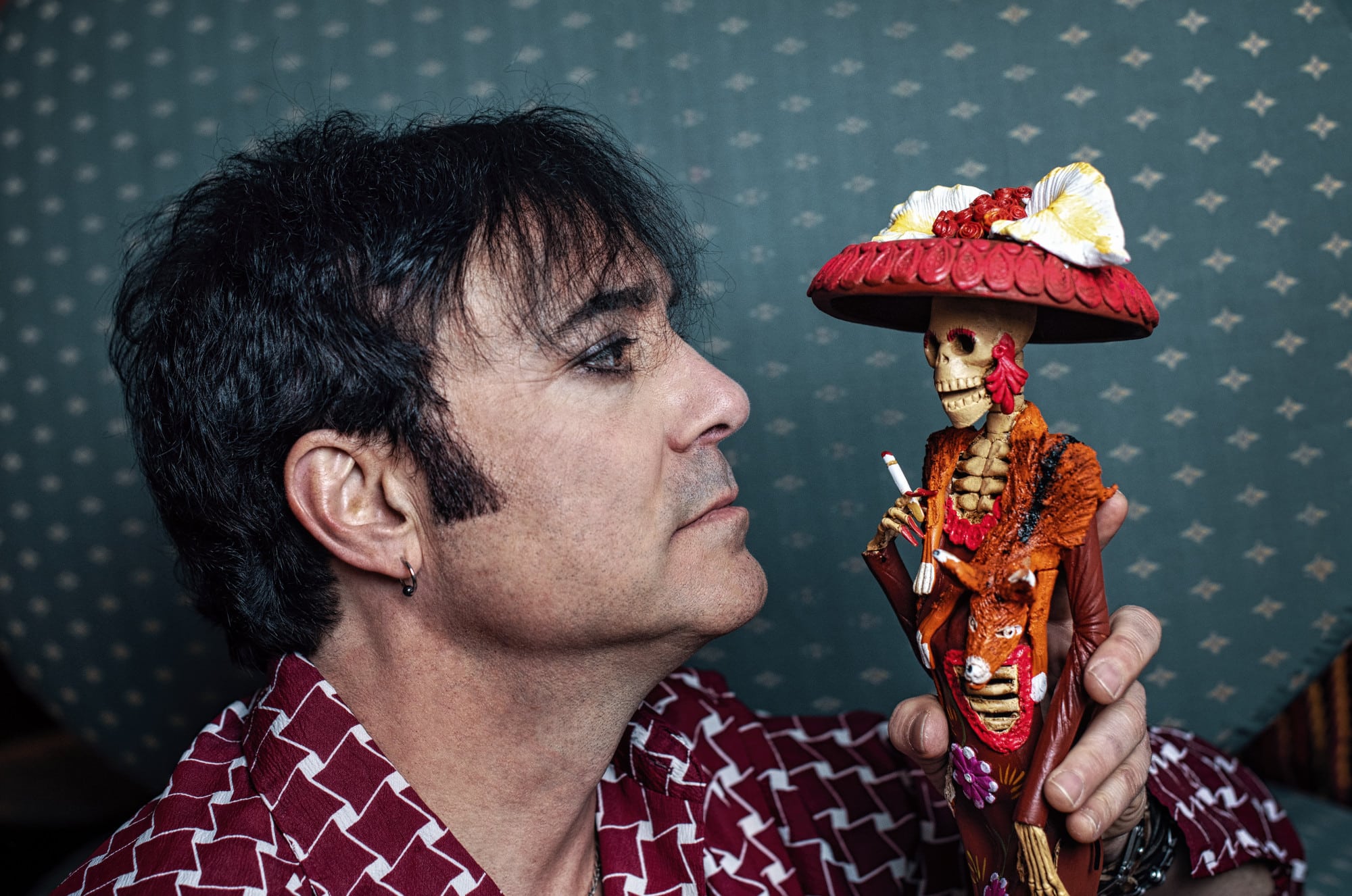 Scott Mickelson Premieres Video With Fiery New Single, "Jagged Tooth"