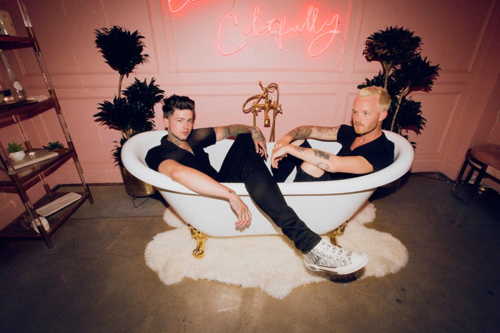 girlfriends Radiate Pure Pop-Punk Goodness With “California”