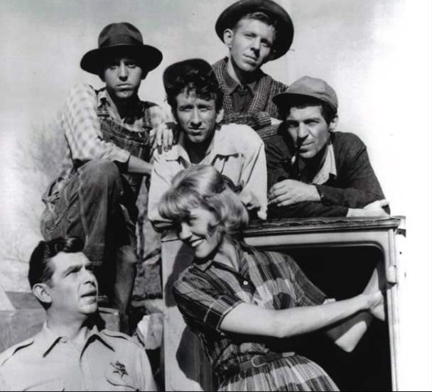 The Dillards Return with “Take Me Along For the Ride,” Reveal First ...