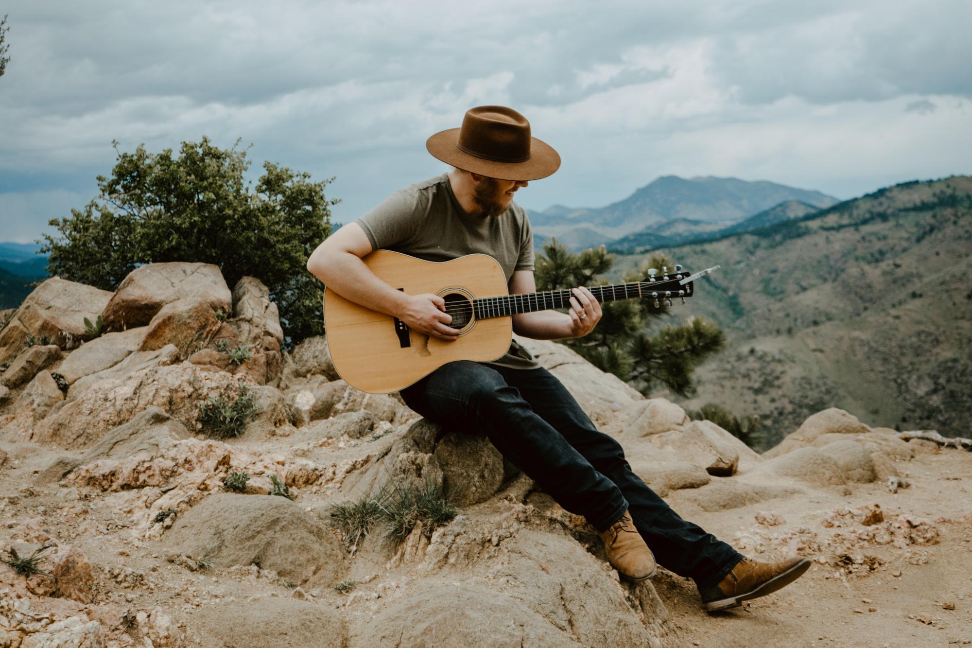 Ahead of Her Debut Album, Loren Allred Releases a Single Steeped in Love