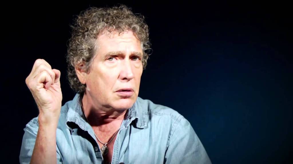 Black & Gold: The Two Sides of Lynda Kay - American Songwriter