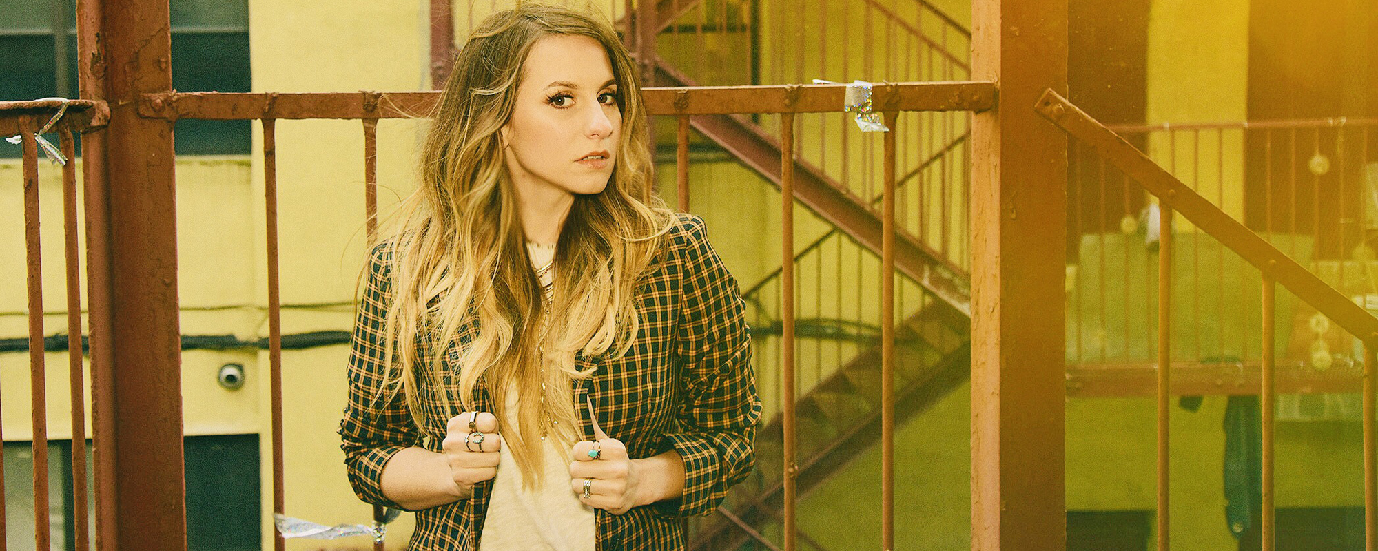 Caitlyn Smith: Student of Songs - American Songwriter