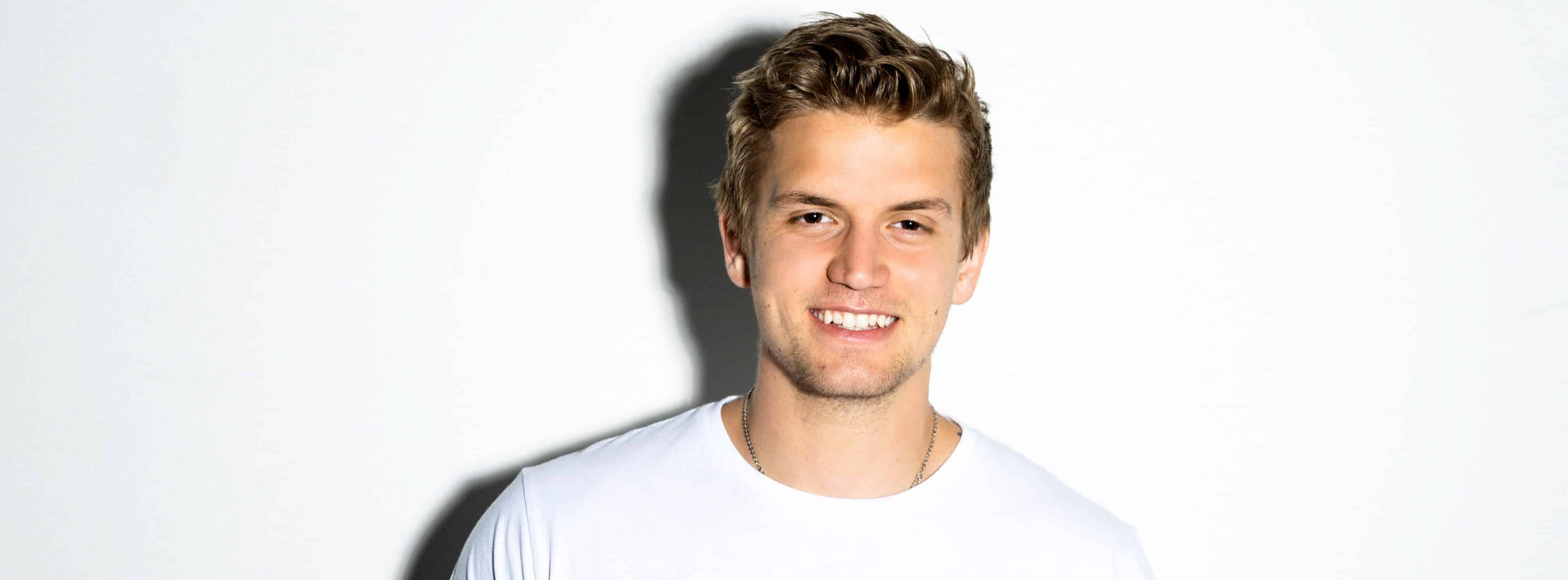 Marcus Hummon: Poetic License - American Songwriter