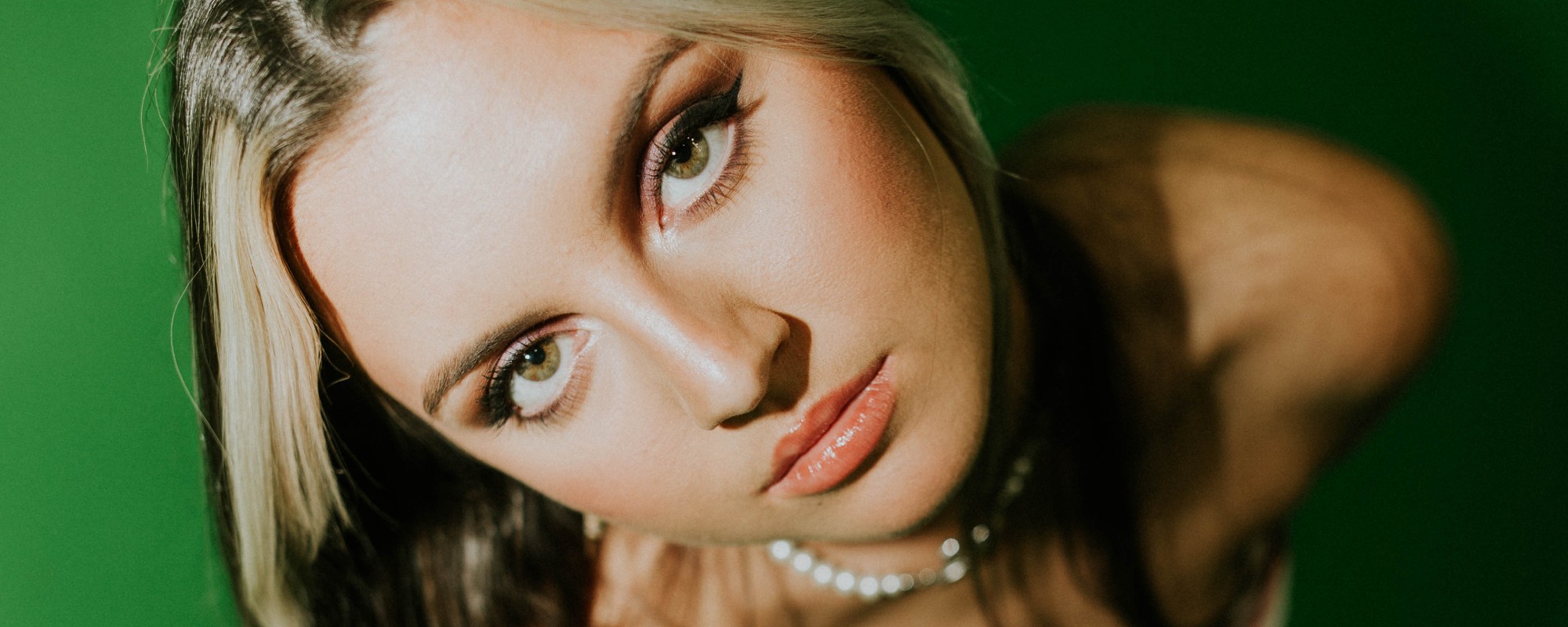 stef Goes Next Level With Her Second EP ‘A Glitch In Our Virtual ...