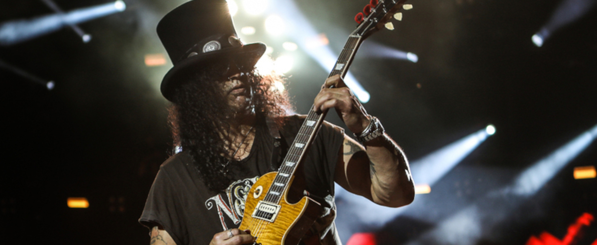 Watch Joey Ramone’s Brother Pay Musical Tribute to the Late Ramones ...
