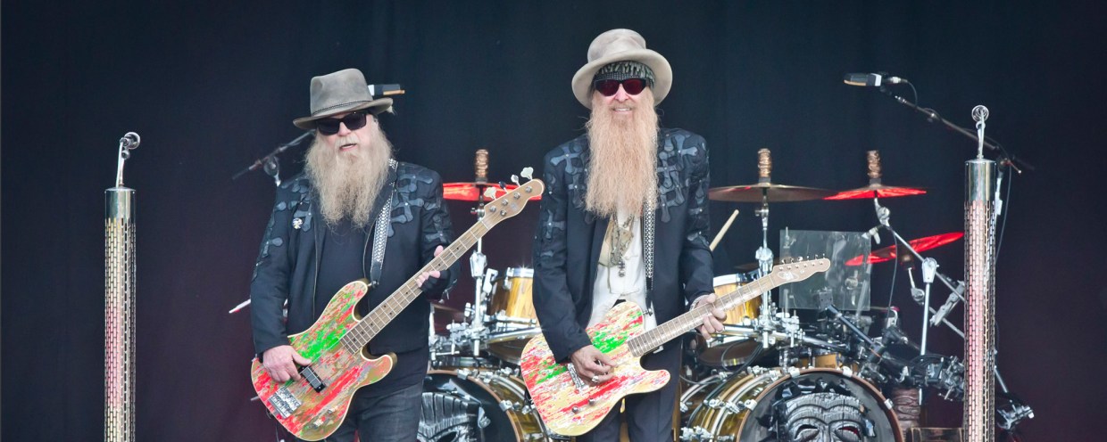Watch ZZ Top's Elwood Francis Play 17-String Bass for "Got Me Under ...