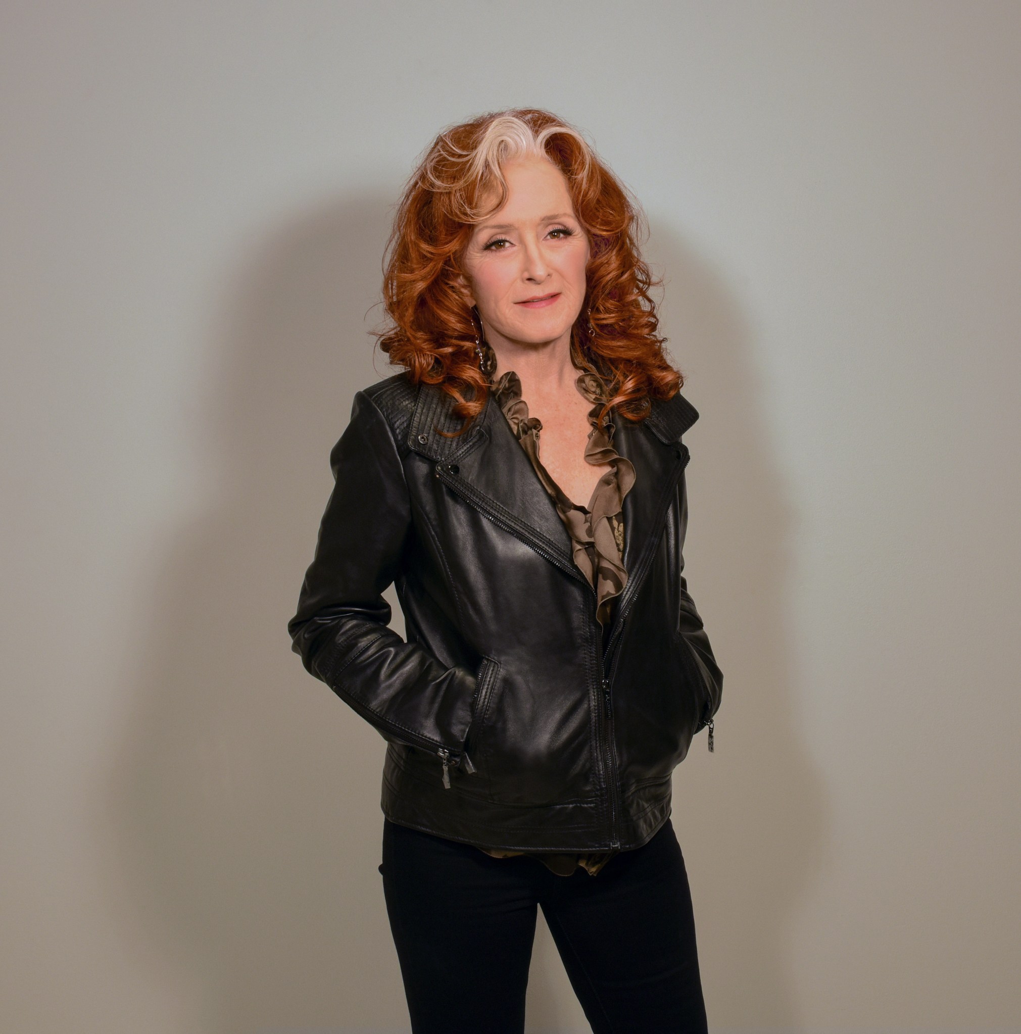 Bonnie Raitt Inspires on Album ‘Just Like That...’ - American Songwriter