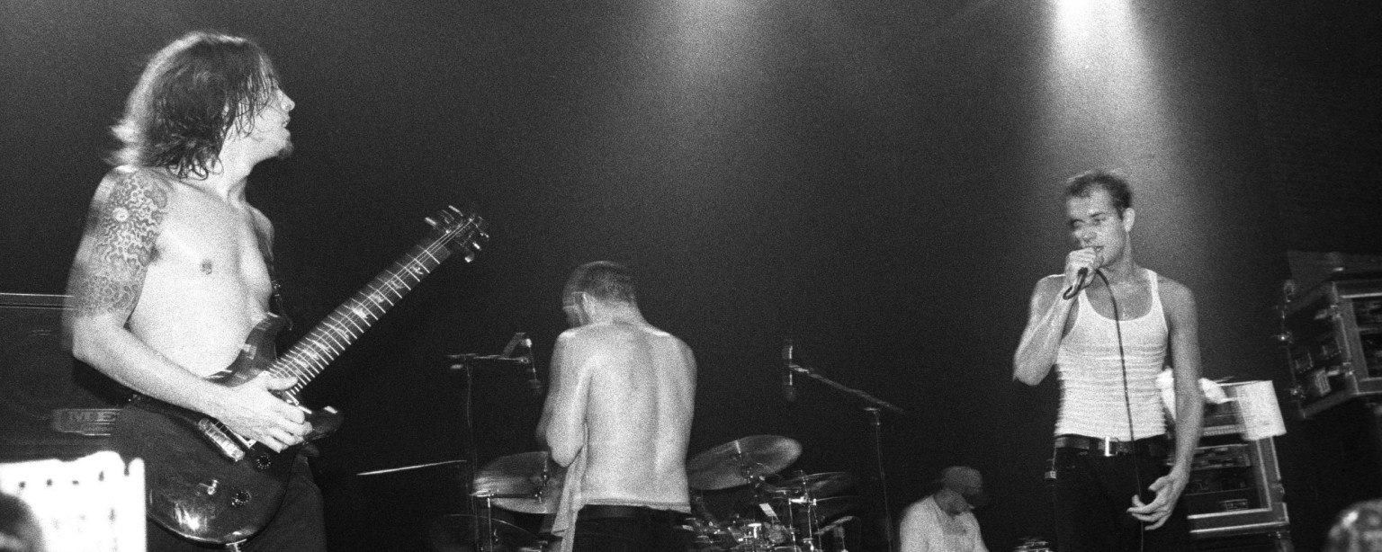 Behind The Song: "Amber," Nick Hexum of 311 - American Songwriter