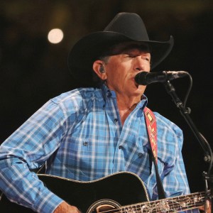 9 Memorable Moments from the Eagles' Career – From Breakups to Reunions