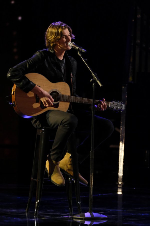 Brayden Lape Takes on Jordan Davis' No. 1 Hit "Buy Dirt" on 'The Voice ...
