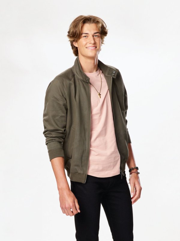 Gwen Stefani Brought to Tears by Brayden Lape's "Mercy" Cover on 'The ...