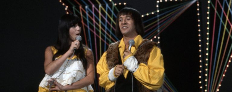 On This Day in 2001, Britney Spears Hit the VMAs Stage With an Enormous ...