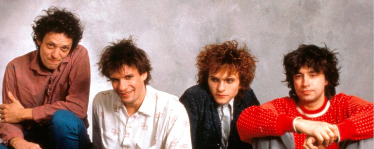 4 Key Tracks from Green Day’s ‘American Idiot’ - American Songwriter