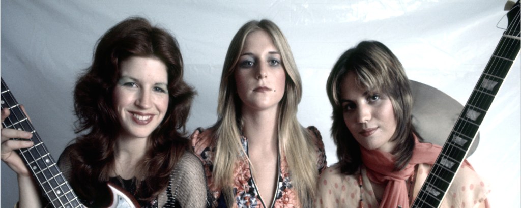 The 6 Best Female Rock Bands of the 1960s - American Songwriter
