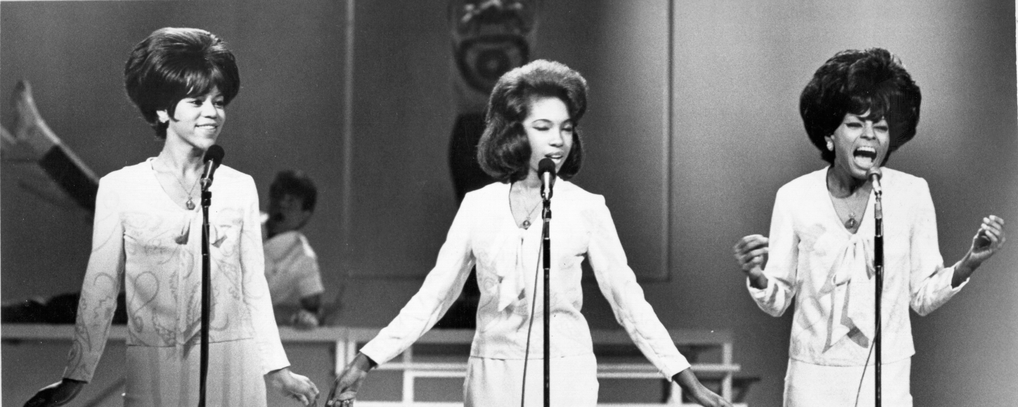 Behind the Band Name of the Queens of Motown: The Supremes | 100.9 The ...