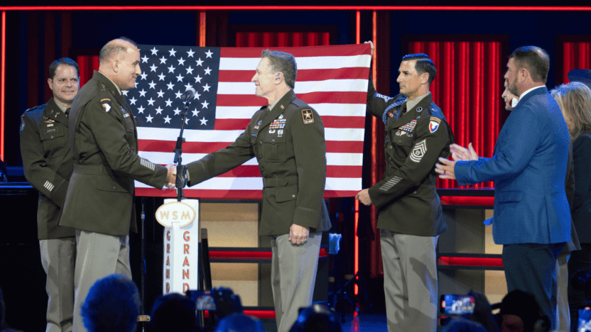 Craig Morgan Enlists in Military Service, Sworn in at the Opry Craig Morgan Enlists in Military Service, Sworn in at the Opry