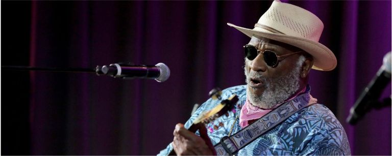 10 Essential Taj Mahal Songs | 100.9 The Grade | Classic Country Hits
