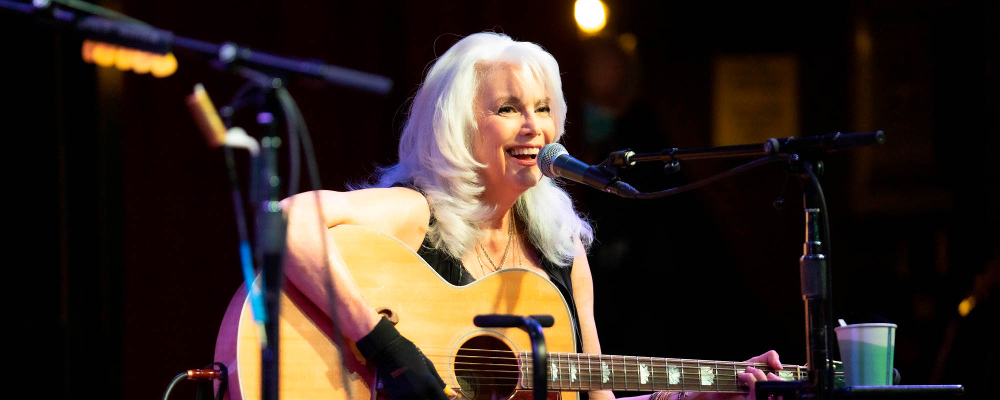 Behind the Meaning of "Red Dirt Girl" by Emmylou Harris - American ...
