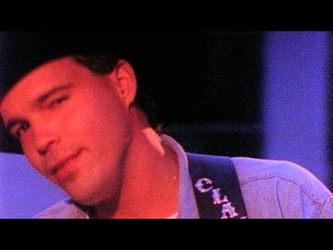7 Clay Walker Songs Every ’90s Country Fan Knows By Heart | 100.9 The ...