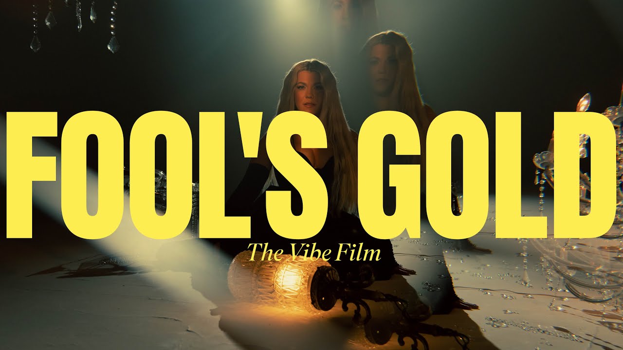 Kimberly Perry Falls for "Fool's Gold," Announces 'Superbloom' EP