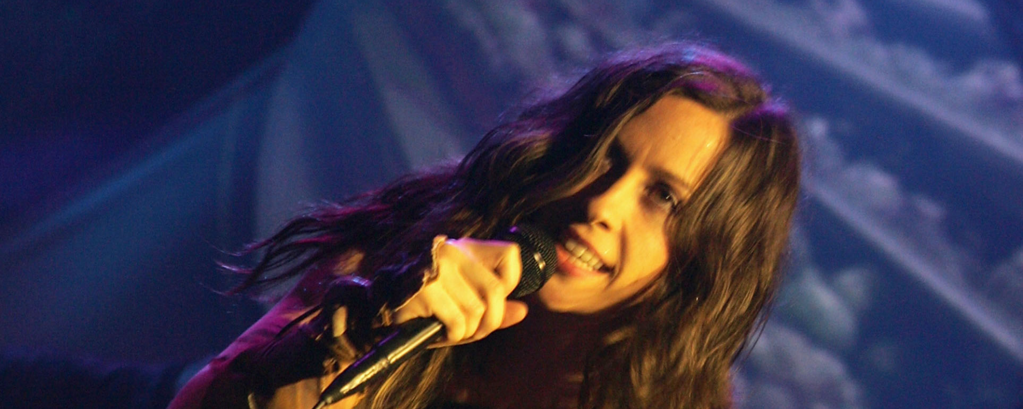 5 Female Fiddle Players Breaking Barriers - American Songwriter