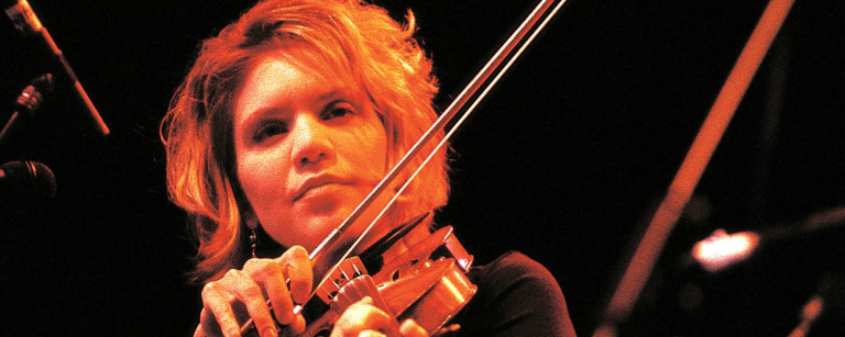 5 Female Fiddle Players Breaking Barriers - American Songwriter
