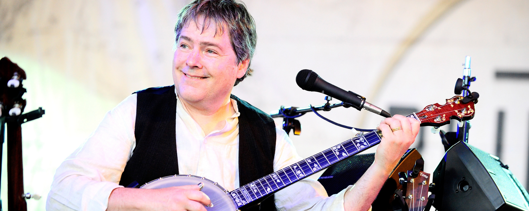 5 Female Fiddle Players Breaking Barriers - American Songwriter