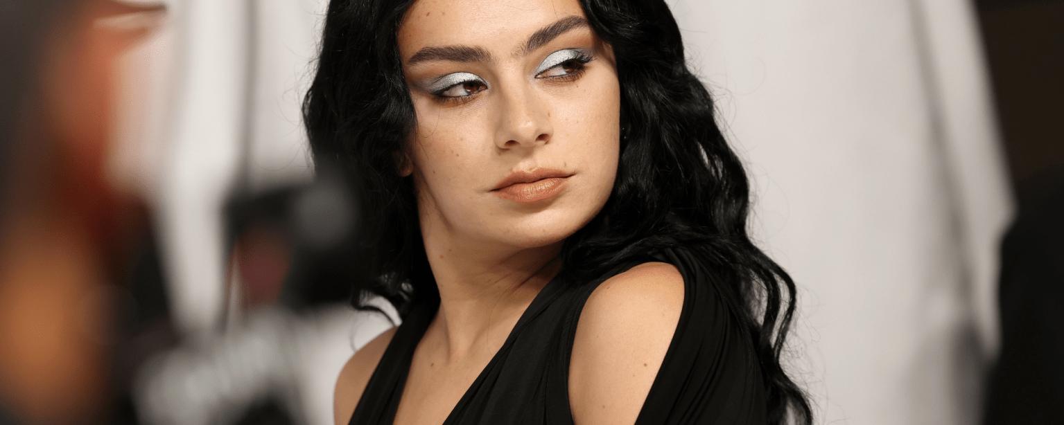 Watch: Charli XCX Performs a Killer Set on ‘Saturday Night Live ...