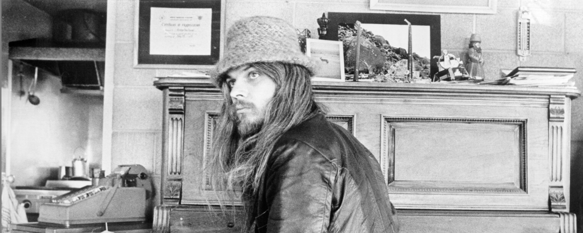 10 Legendary Albums You Didn't Know Feature Leon Russell