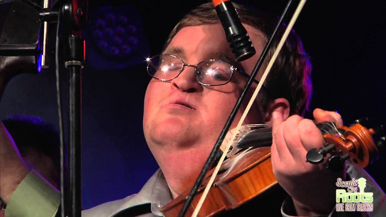 5 Tips for Budding Violin Players | 100.9 The Grade | Classic Country Hits