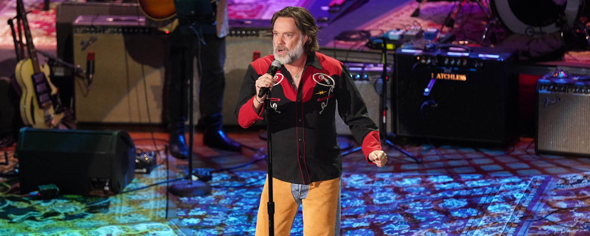 Loudon on Loudon: Over 40 Odd Years - American Songwriter