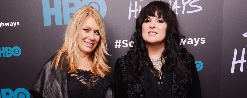 Britt Daniel Looks Back At Two Decades Of Spoon - American Songwriter