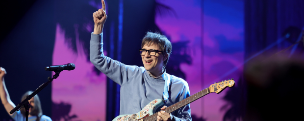 4 Classic Rock Songs That Surprise with Flute - American Songwriter