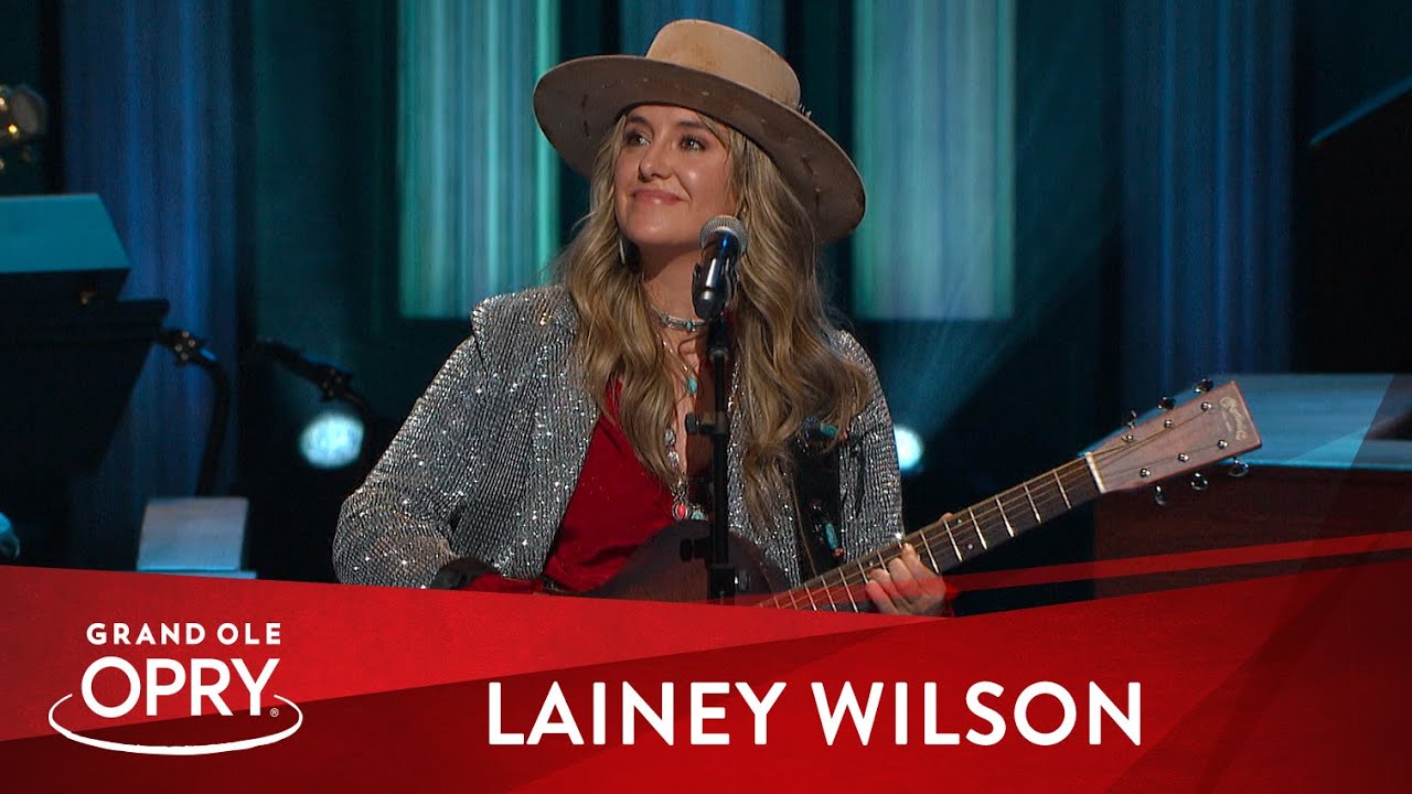 3 of Lainey Wilson's Most Show-Stopping Performances - American Songwriter