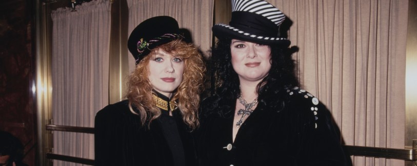 Meaning Behind "Songbird" by Fleetwood Mac's Christine McVie