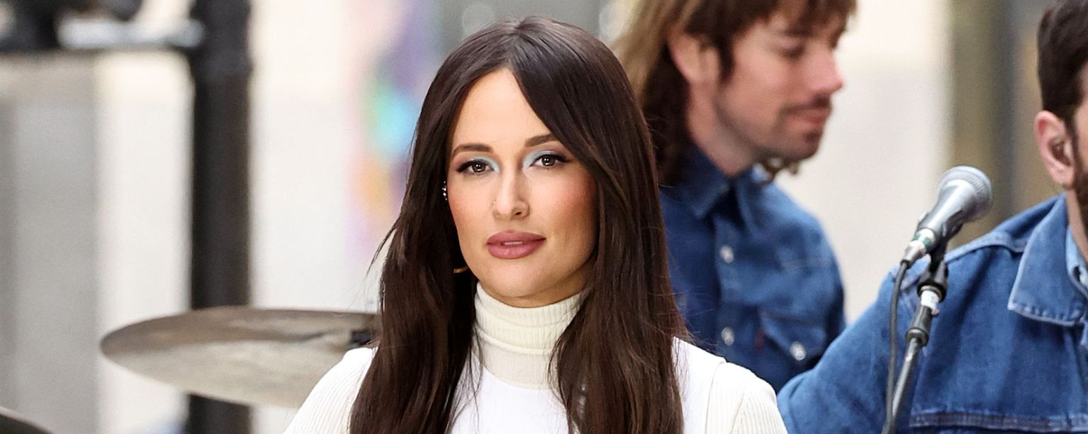 The Story Behind Kacey Musgraves' 'Golden Hour' Album Cover