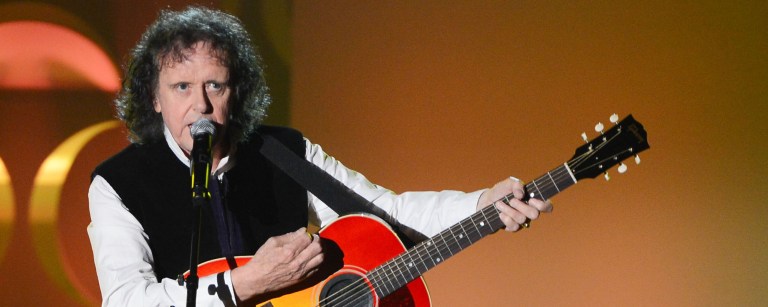 The 20 Best Barry Gibb (Bee Gees) Quotes - American Songwriter