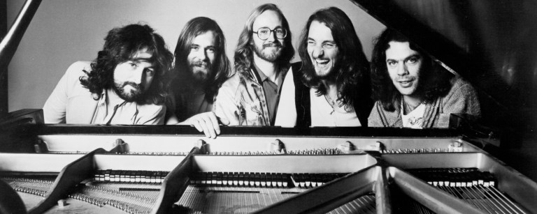 The Meaning Behind the 1977 Supertramp Hit “Give a Little Bit ...