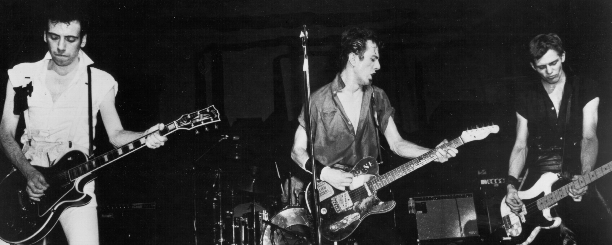 The Story Behind the Famous ‘London Calling’ Album Cover by The Clash