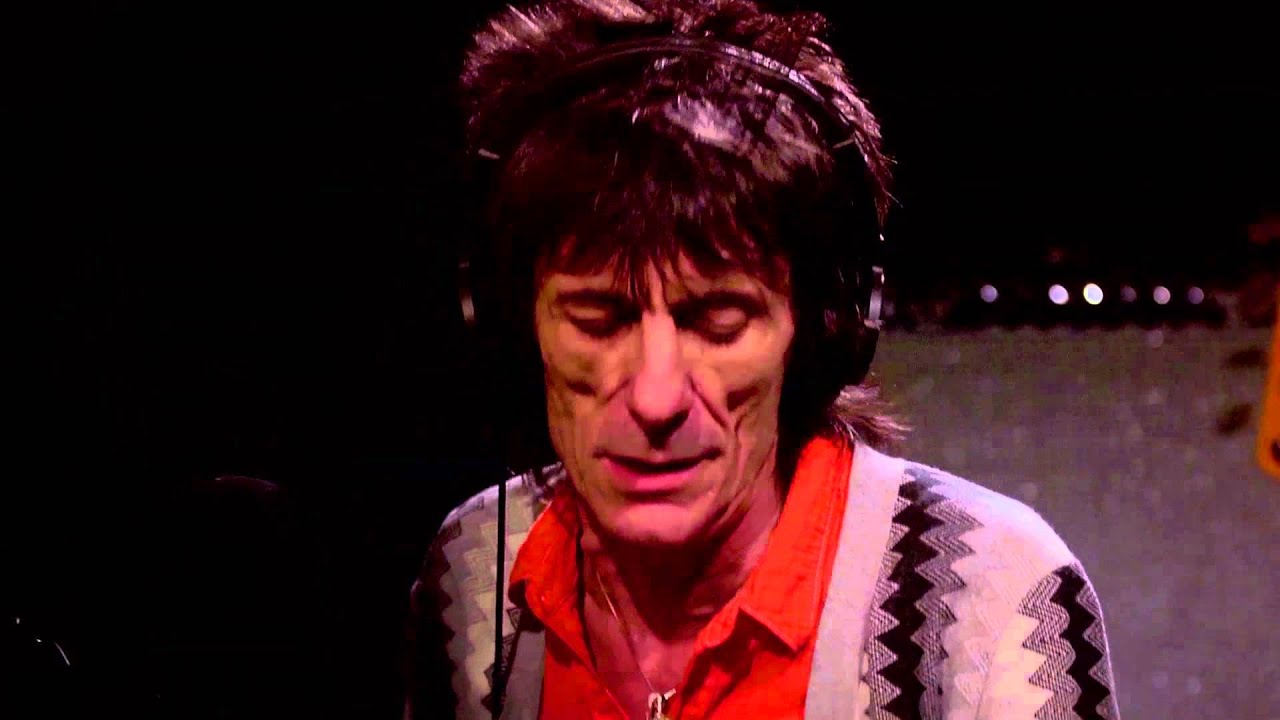 How Ronnie Wood Joined The Rolling Stones - American Songwriter