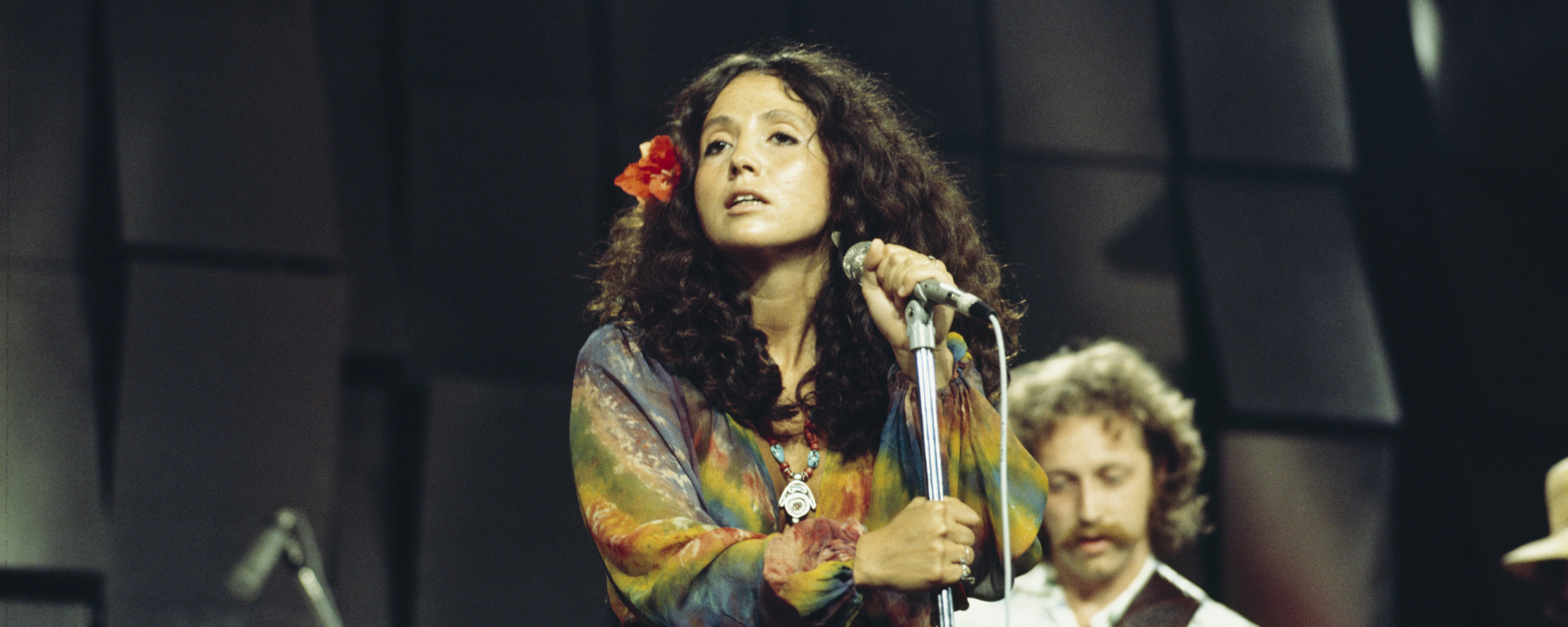 The 5 Most Iconic Classic Rock Music Videos - American Songwriter