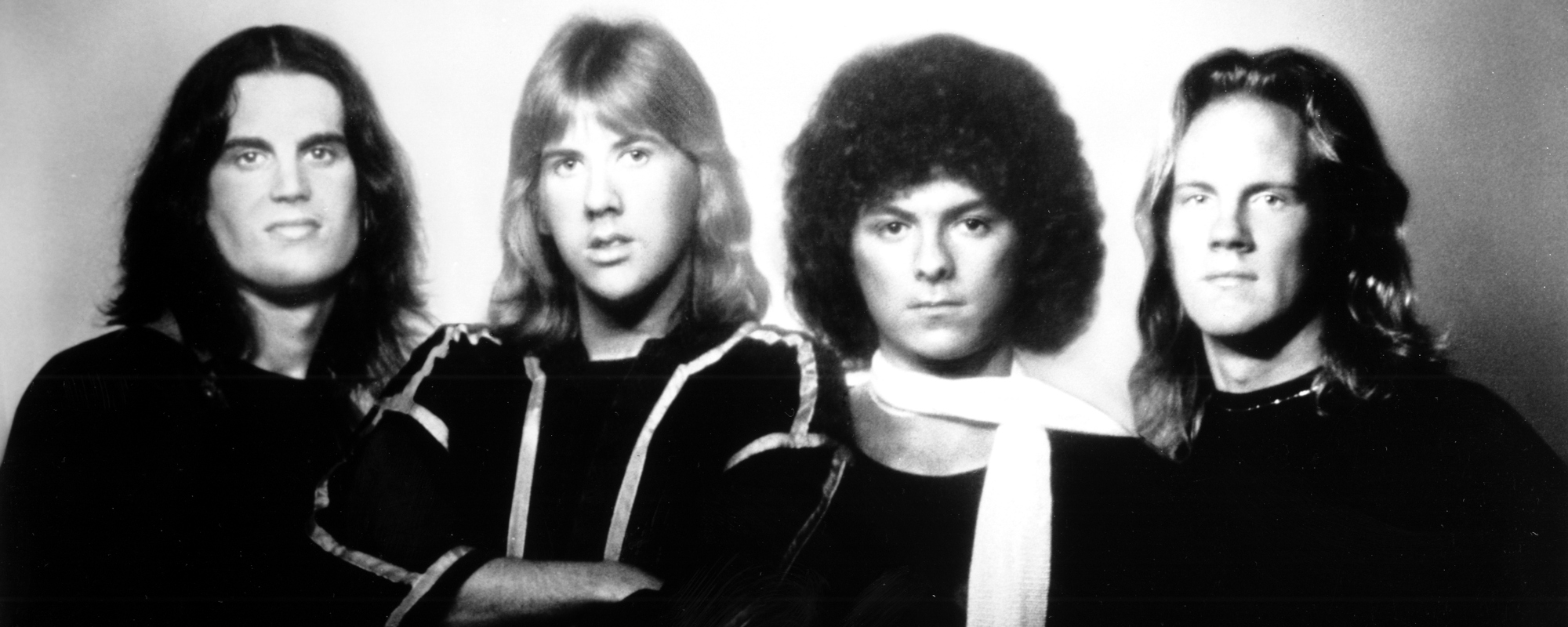 7 of the Most Iconic Classic Rock Intros of All Time - American Songwriter