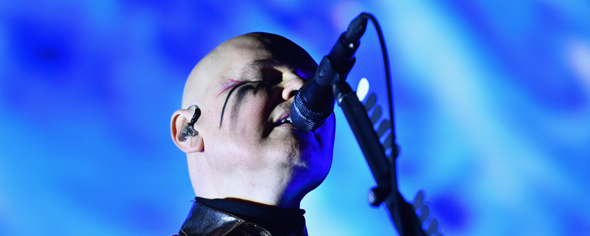 The Meaning Behind the Band Name: Foo Fighters - American Songwriter