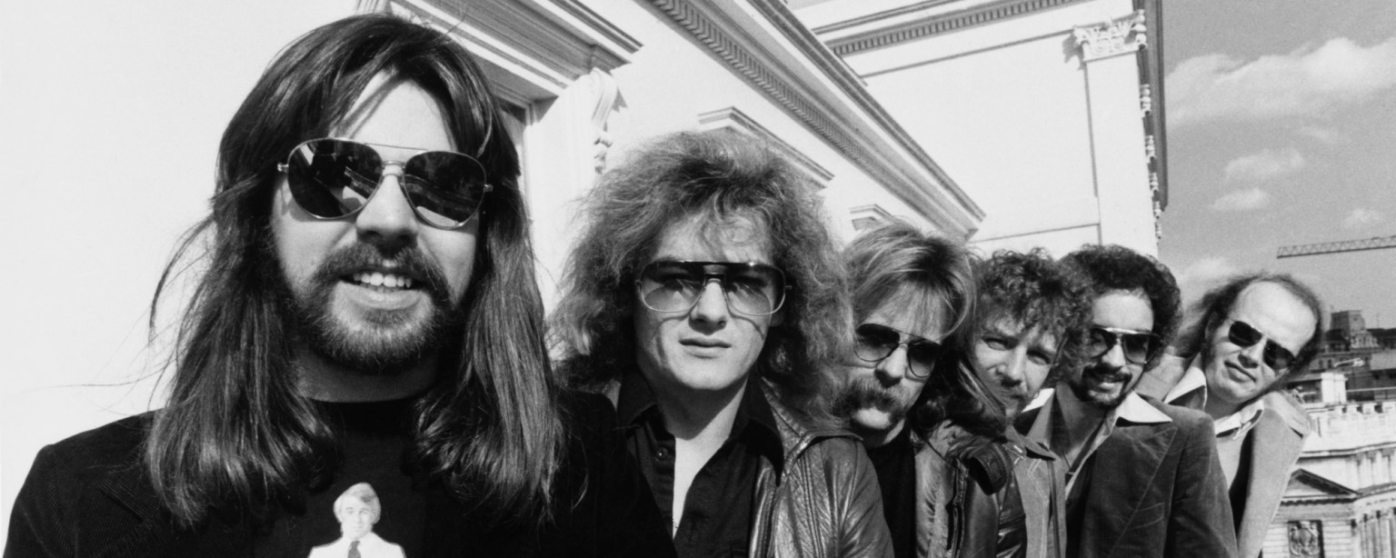 3 of the Best Opening Lines From Bob Seger Songs - American Songwriter