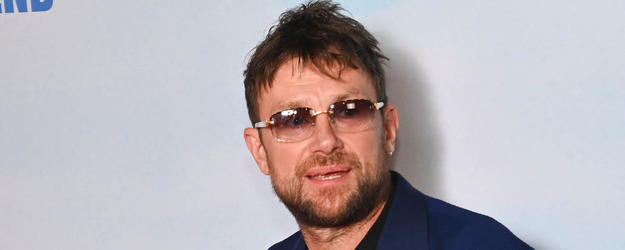 Sibling Trio Girl Named Tom Break Out Glen Campbell Hit 'Wichita ...