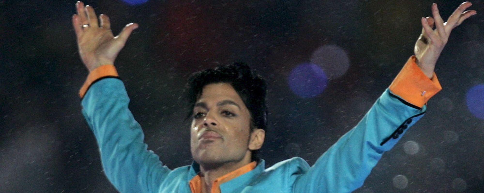 Revisit Michael Jackson's Gravity-Defying Motown 25 Performance of ...