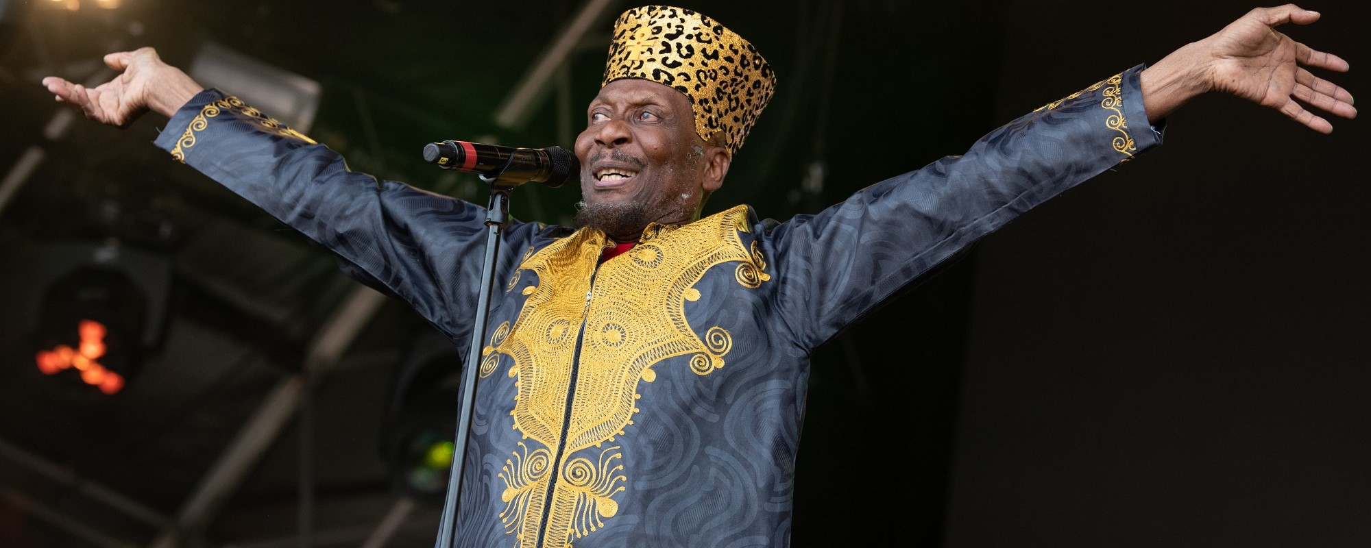 The Forgotten Meaning Behind the Iconic 'Cops' Theme Song "Bad Boys ...